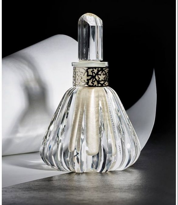 Rouge Bunny Rouge Arcane Concrete de Parfum - Beauty Trends and Latest ...