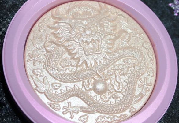 MAC Double Gleam Extra Dimension Skinfinish Lunar New Year 2020 Review ...